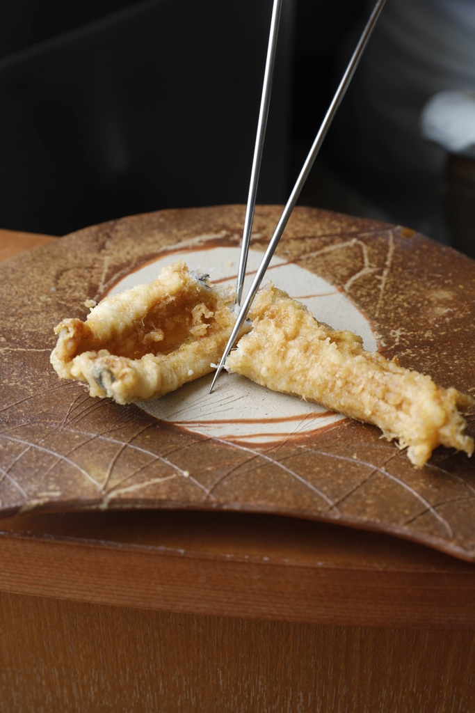 dancyu_mag on Twitter: "dancyu4月号「ハムのチカラ／春は、天ぷら。」は絶賛発売中です！ 真っ当で直球の、江戸前の天ぷらが食べたい。そんな向きにぜひ行ってもらいたい ...