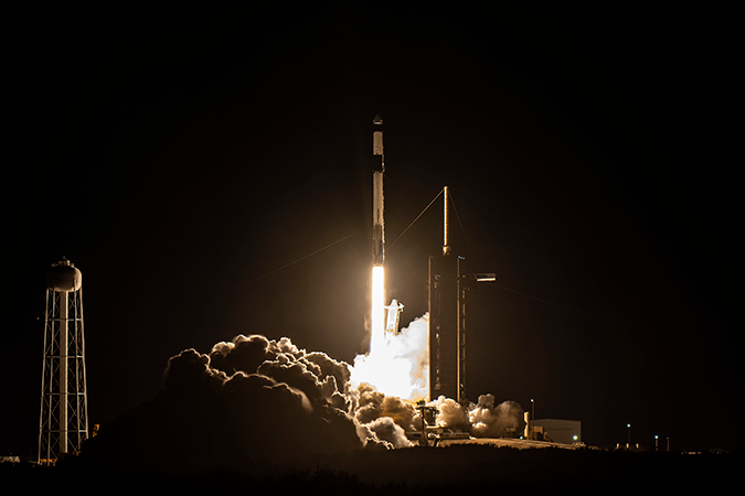 Elon Musk On Twitter Rt Spacex Falcon 9 Launches Dragon To The