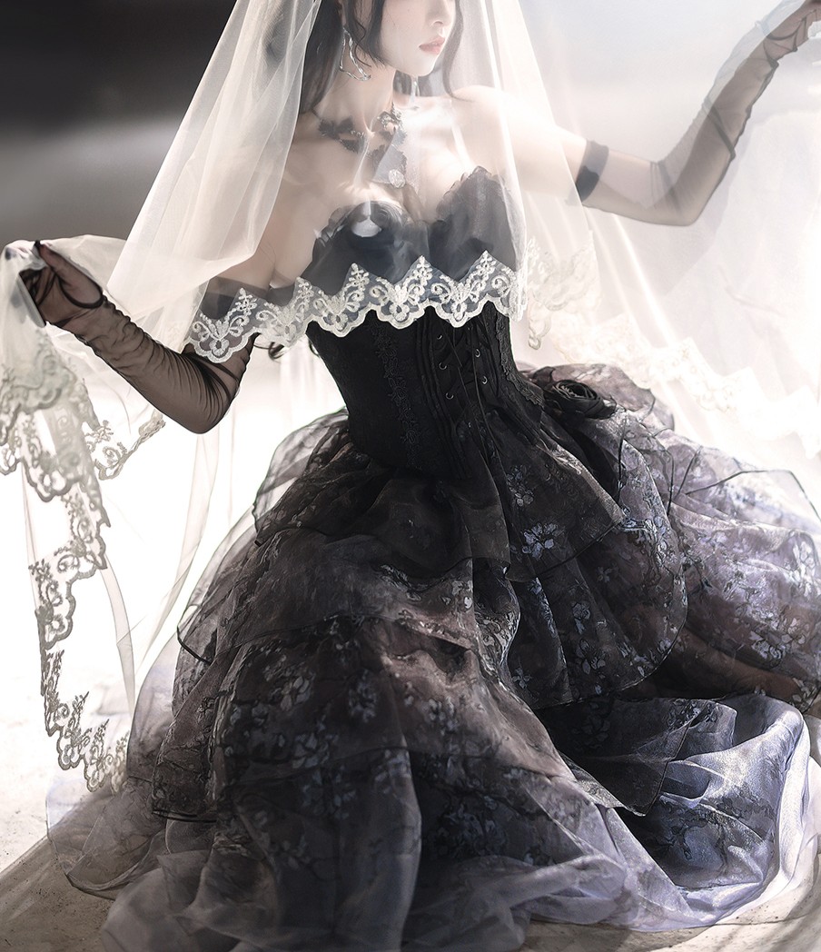 Epetice/エペティス on Twitter: "杏樹2.0 セットアップ【Lilith House】 カラーによって全く違った魅力のある杏樹シリーズ スカートのディテールはスリットあり ...