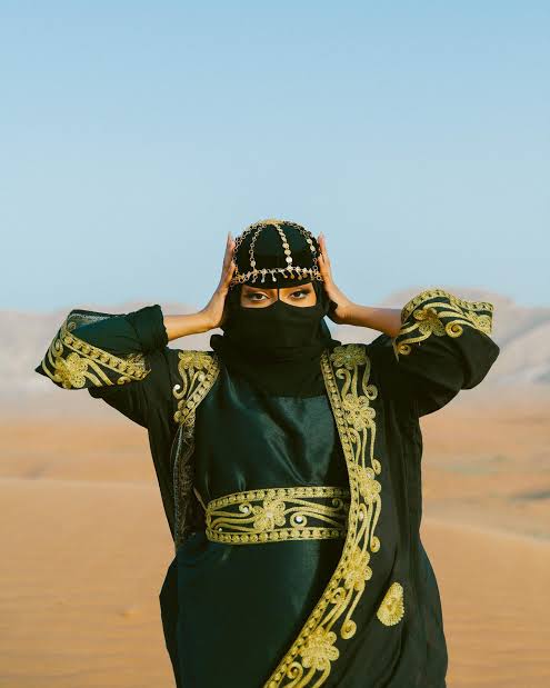 This woman will not show her face even for $10 million! Amy Roko, the ...