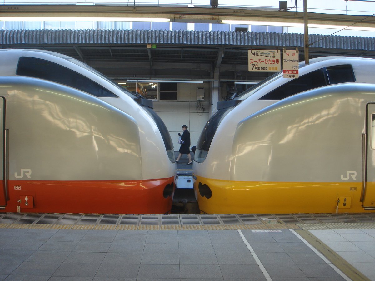 ロマピペ広角シリーズチャンネル on Twitter: "RT @3010B_H3: 651系とE653系が常磐線特急での定期運用を終了してから今日で10年 あの頃は全列車がE657系に統一さ ...