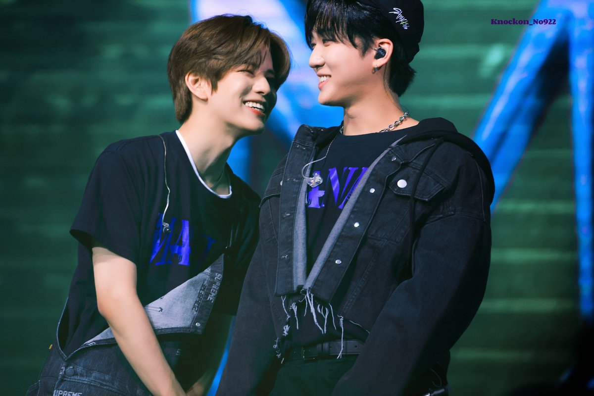 thea⤨ ia till exams📚 on Twitter: "THIS PICTURE OF SEUNGBIN"