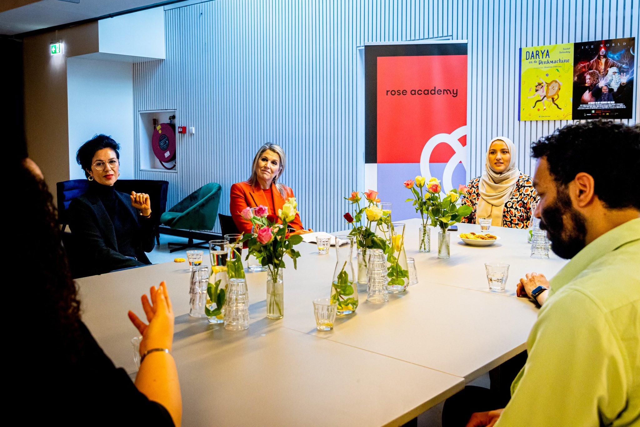 Koninklijk Huis on Twitter: "Koningin Máxima en staatsecretaris Uslu voor Cultuur en Media ...