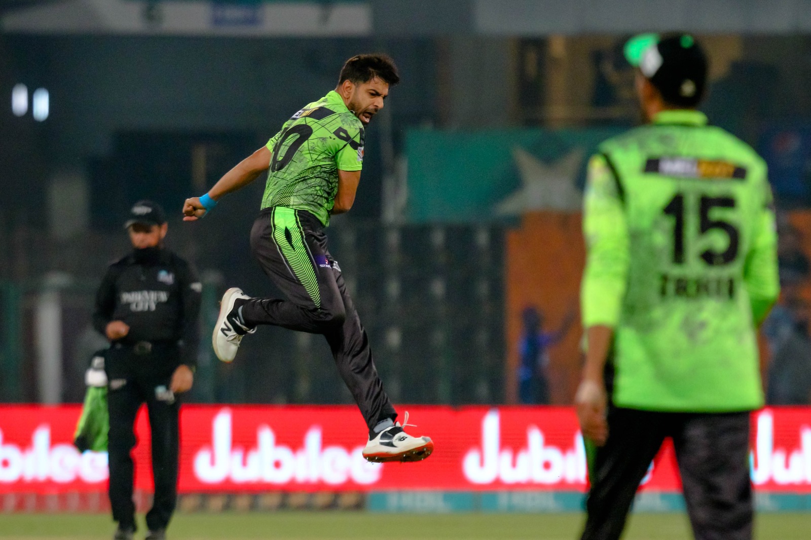 Moiz Khan (@moizgetalife) / Twitter