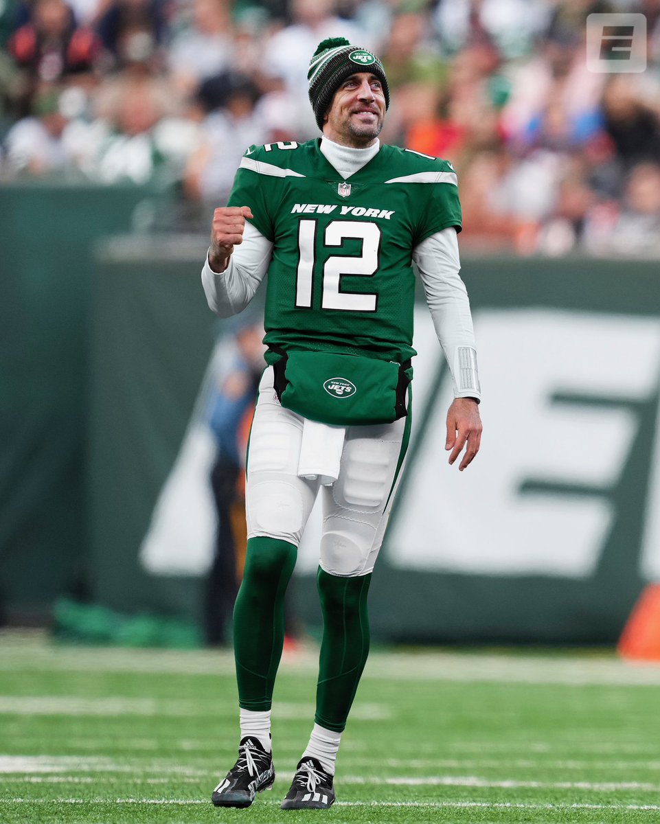 Morning Huddle: Happy Red Friday | Arrowhead Guys