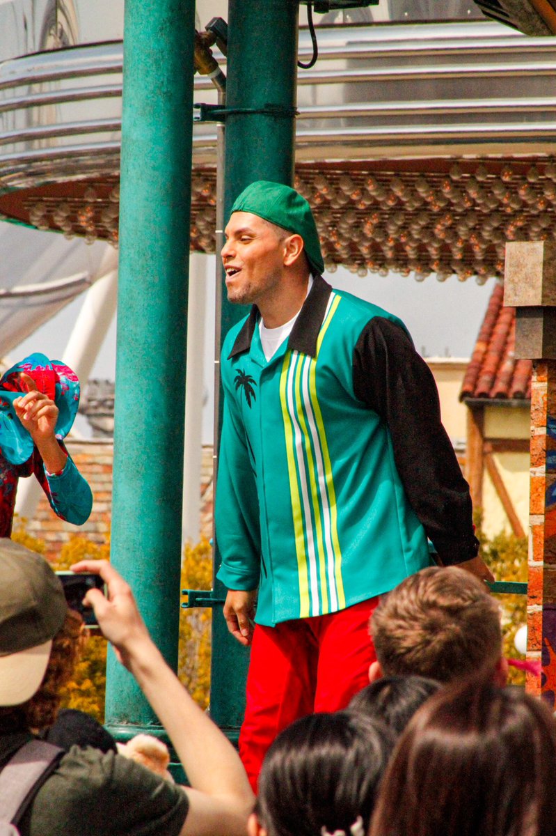 くま🧸 on Twitter: "3/16 (木) 12:40 フィエスタ・ラティーナ #USJ #USJファン"