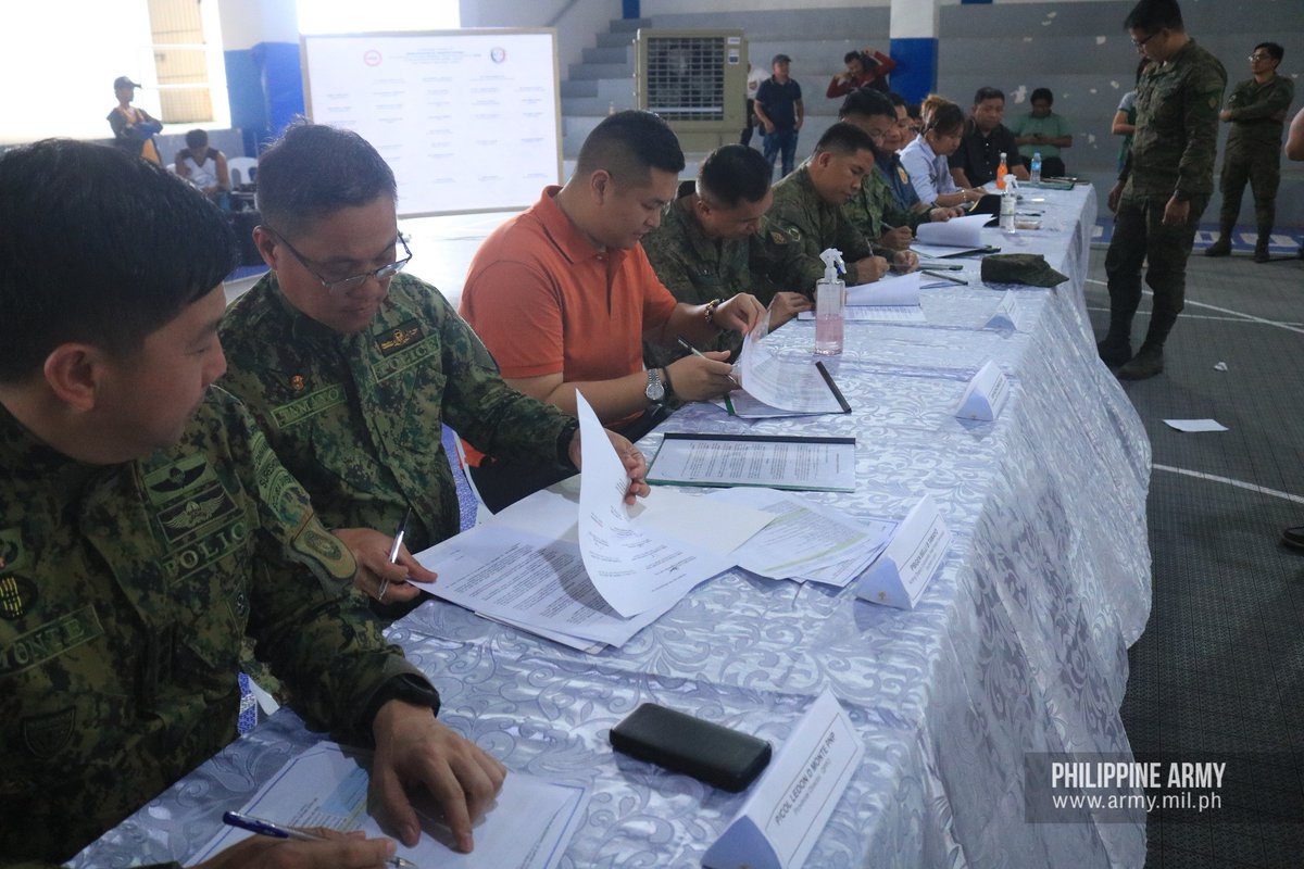 SMNI News on Twitter: "TINGNAN | 81 indibidwal mula sa San Andres, Quezon, boluntaryong kumalas ...