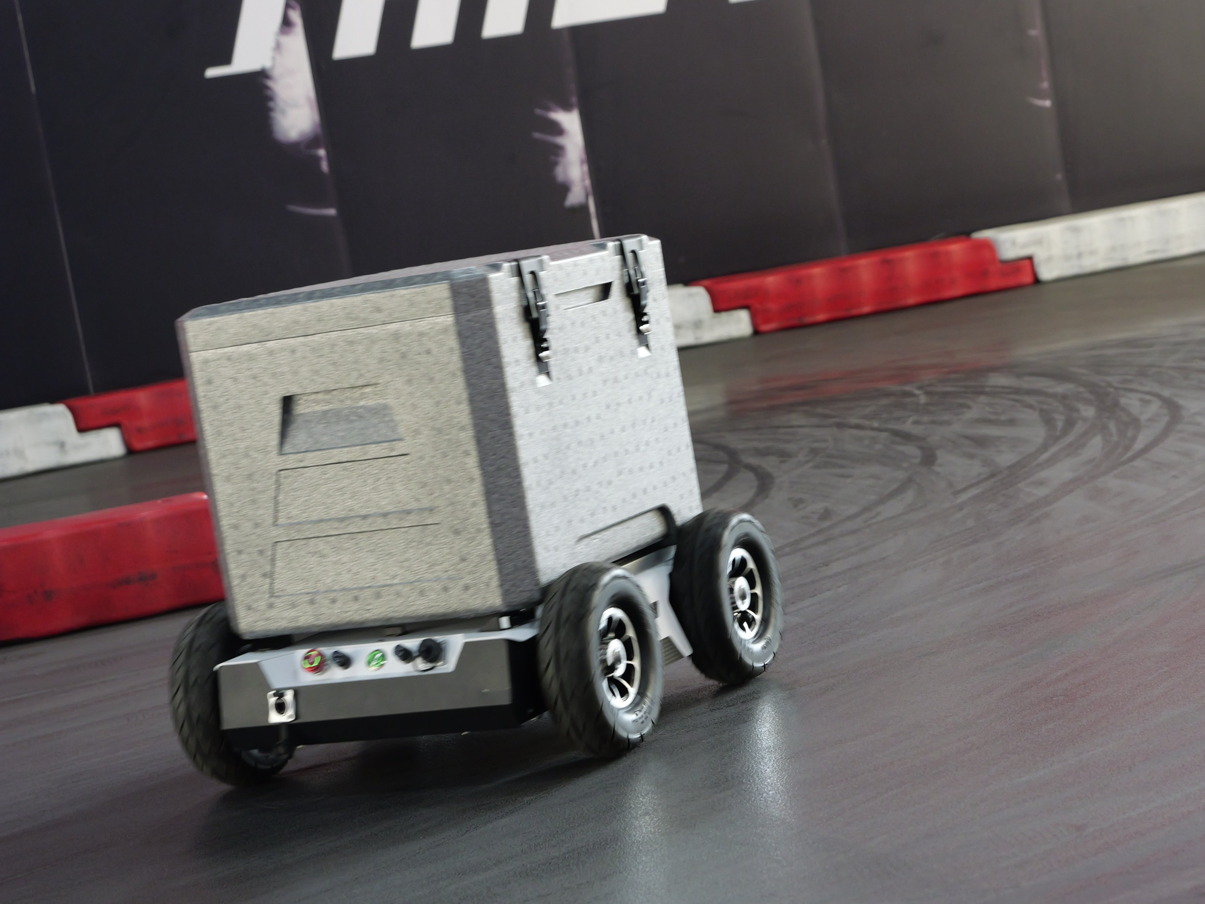 Fdata Robot (@fdatarobot) / Twitter