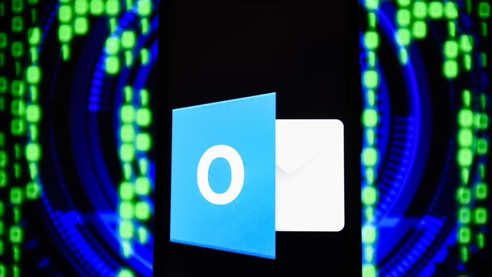 Microsoft Outlook Warning: Critical New Email Exploit Triggers Automatically—Update Now https ...