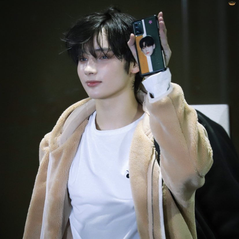 on Twitter: "boyfie"