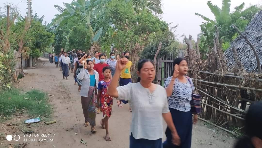Khit Thit Media On Twitter ရွှေရေကြည် သပိတ်စစ်ကြောင်း အကြမ်းဖက် စစ