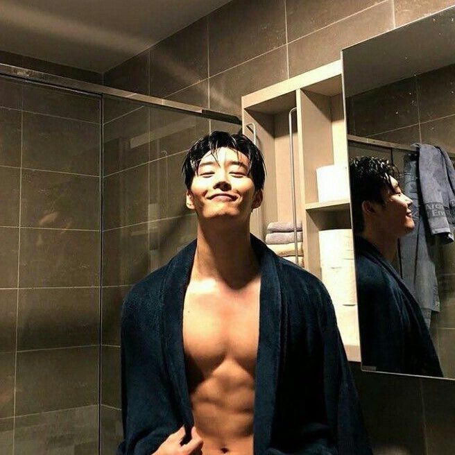 d on Twitter: "thinkin about kim kwon juicy monster cock 💭"