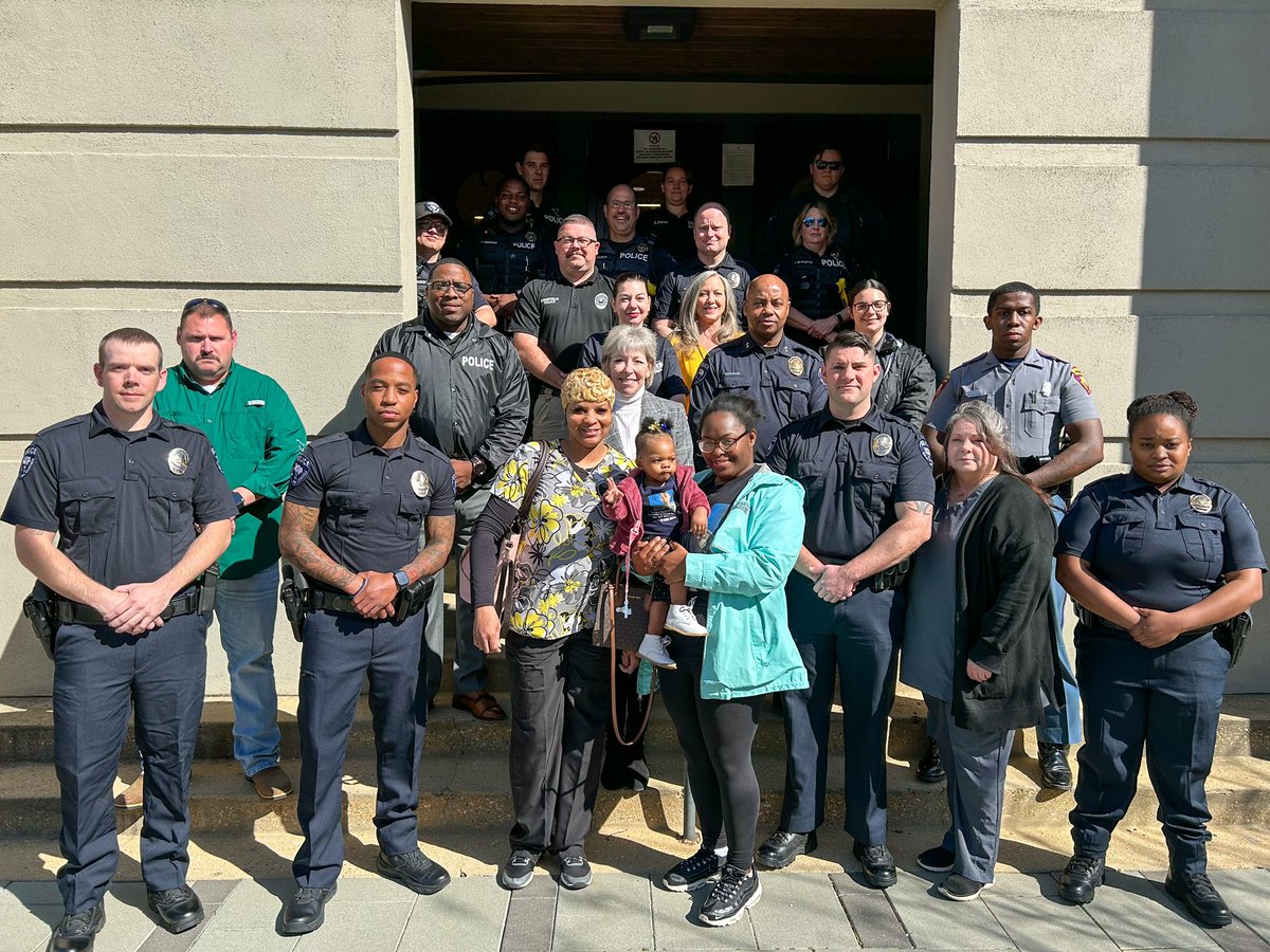 Starkville PD on Twitter: "Please welcome Officers Ke’Shawn Adams, Ezra Conner, Kyle Eaves, and ...