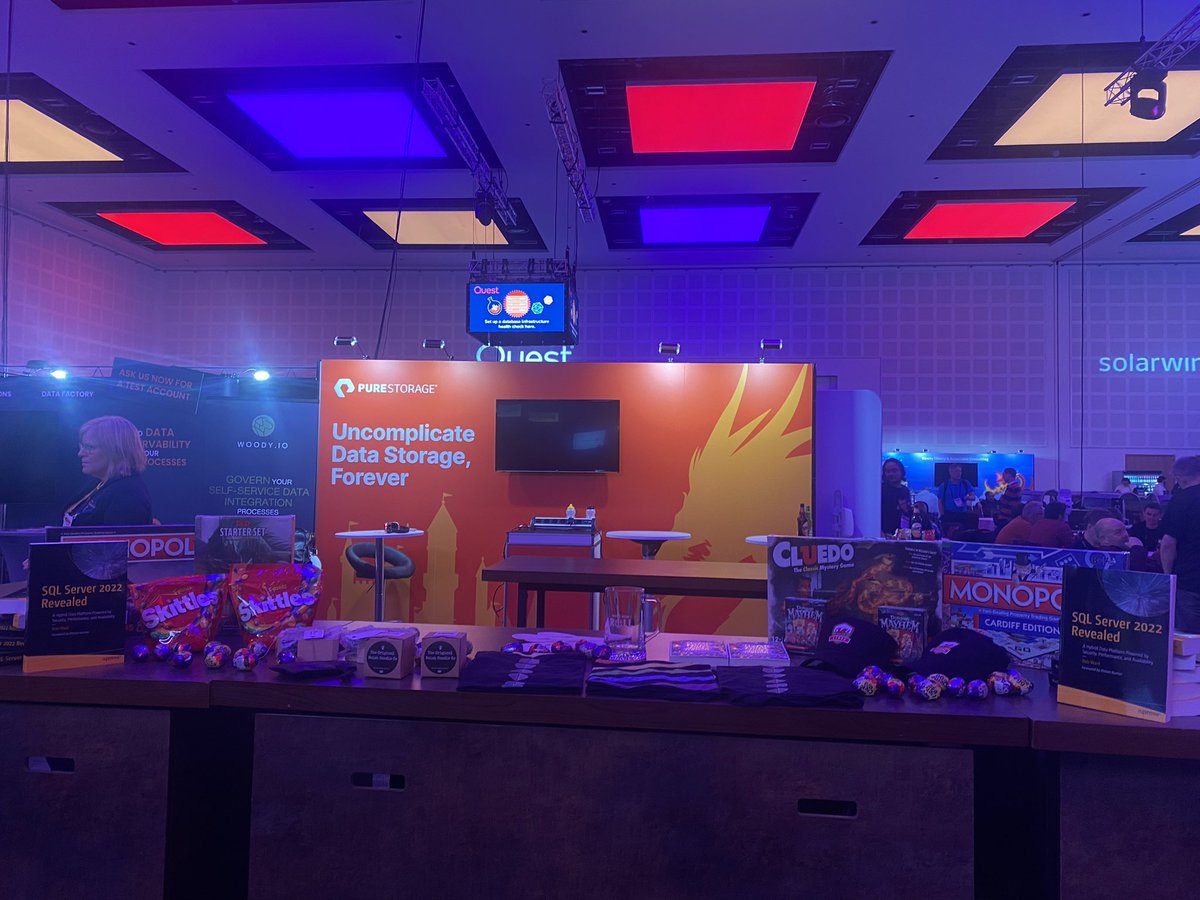 SQLBits on Twitter: "Thank you @PureStorageUK for sponsoring tonight’s pub quiz… it’s prize time!🎲👏"