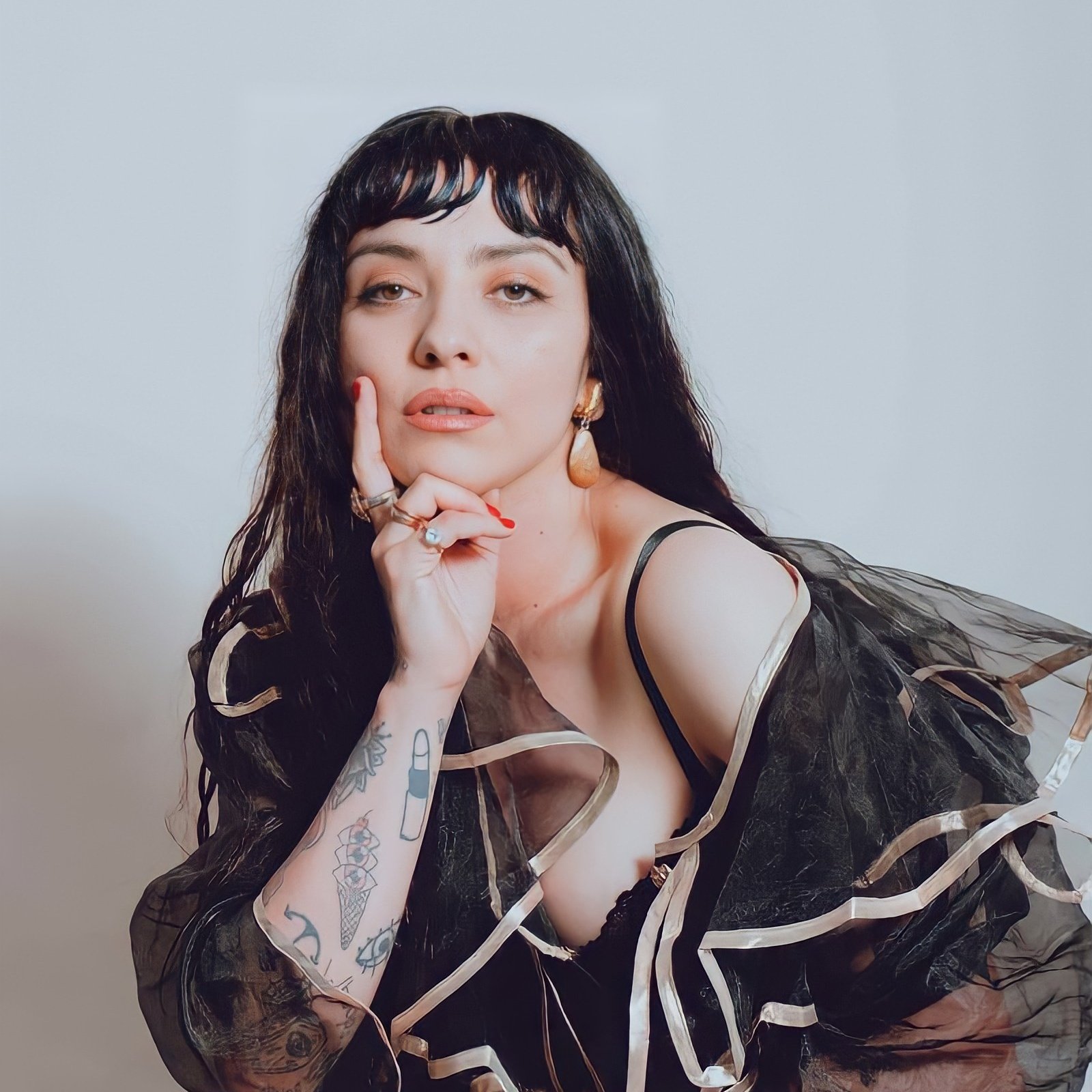 𝐅𝐞𝐞𝐫𝐬 on Twitter: "La verdadera cara de MON LAFERTE: creída, egoísta y grosera con sus fans ...
