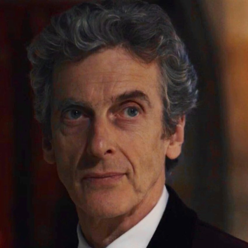 rowena 🍋 on Twitter: "the gilf-ication of peter capaldi is a beautiful thing 🙏🏼"