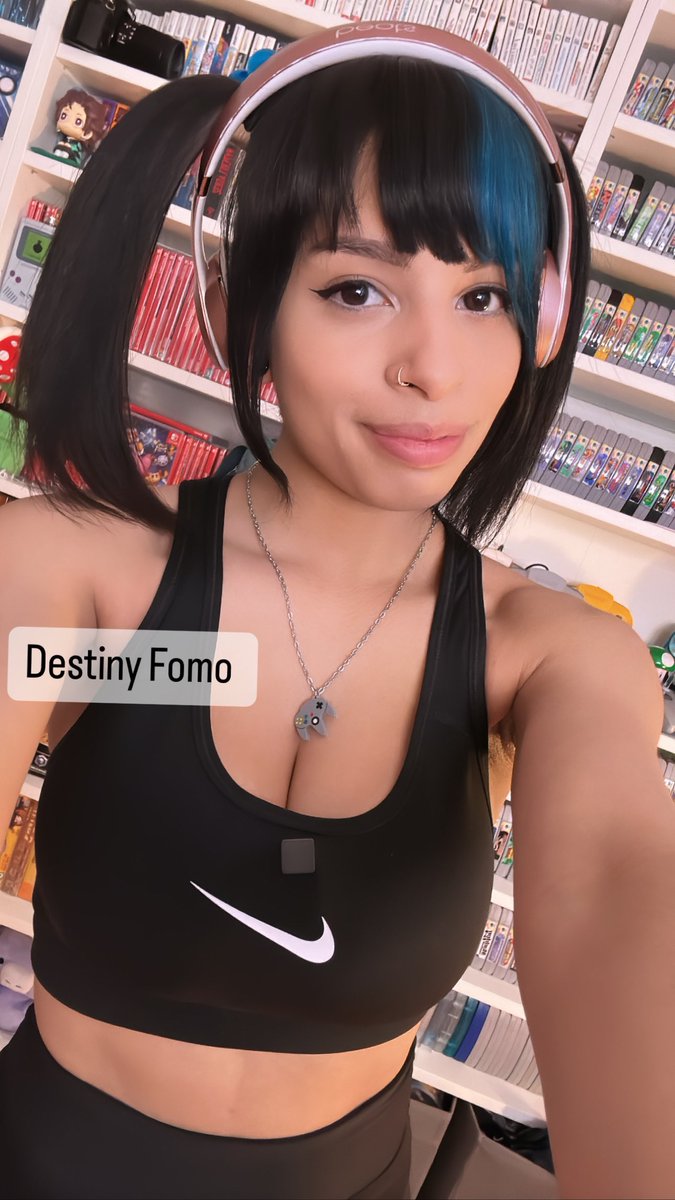 NotDestinyFomo on Twitter: "Live now on http://Twitch.tv/destinyfomo for a workout stream"