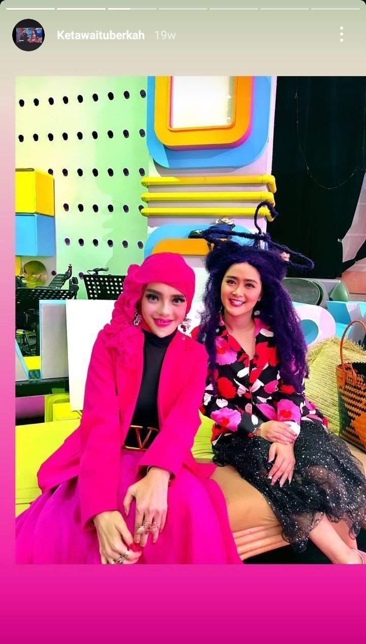 regina on Twitter: "@tanyakanrl aslinya gini https://t.co/hYAjHUYGKx ...