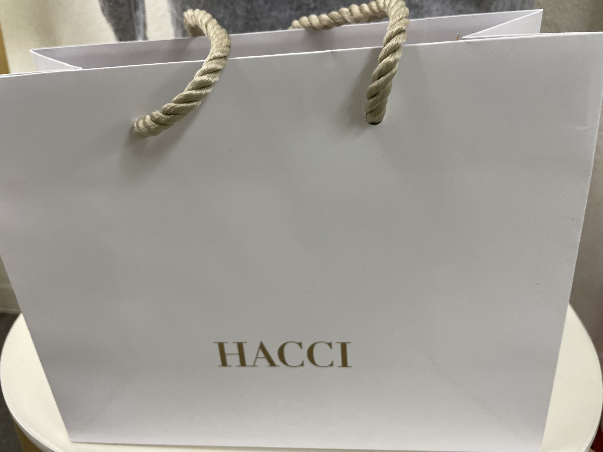 武内いづみ on Twitter: "楽しいランチに参加したらプレゼント🎁🎁🎁ありがとう💕💕#HACCI #プレゼント #感謝 https://t.co/vKL6yW7aVk" / Twitter