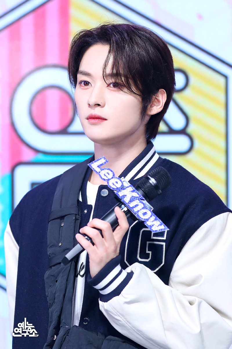 Stray Kids Russia 𝄞 on Twitter: Stray Kids Russia 𝄞 on Twitter: