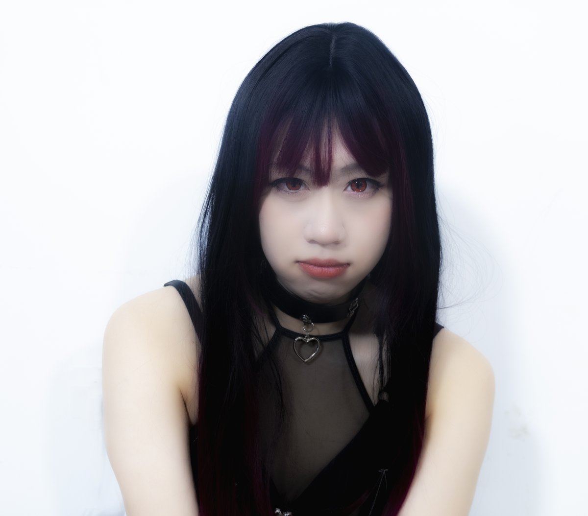 莉雅 On Twitter 想了很久没啥思路,粉丝说吧,我挑一个可以实现点赞最多的实施吧~好像没图没人看