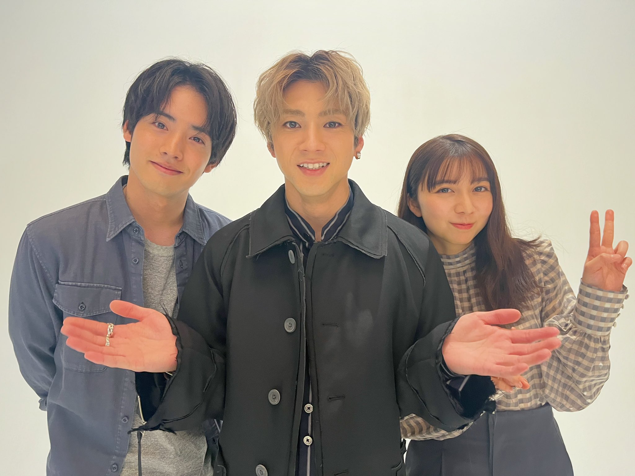 ペンディングトレインー8時23分、明日 君と Tbs金曜ドラマ 【公式】 On Twitter お知らせ この後、よる10時〜放送 「100万回 言えばよかった」で 「ペンディング