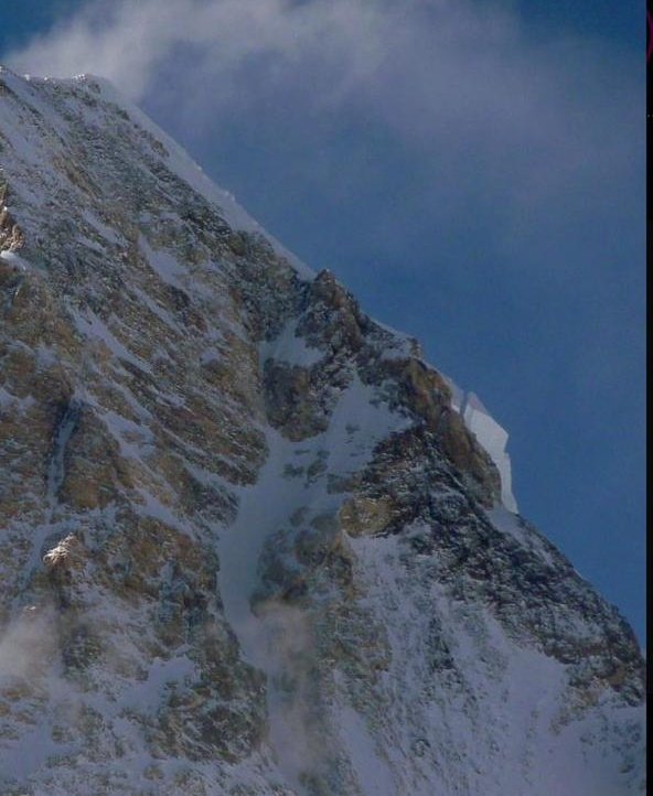 The Northerner on Twitter: "The mighty K-2 1. The magic line with rocky marble climb 2. A closer ...