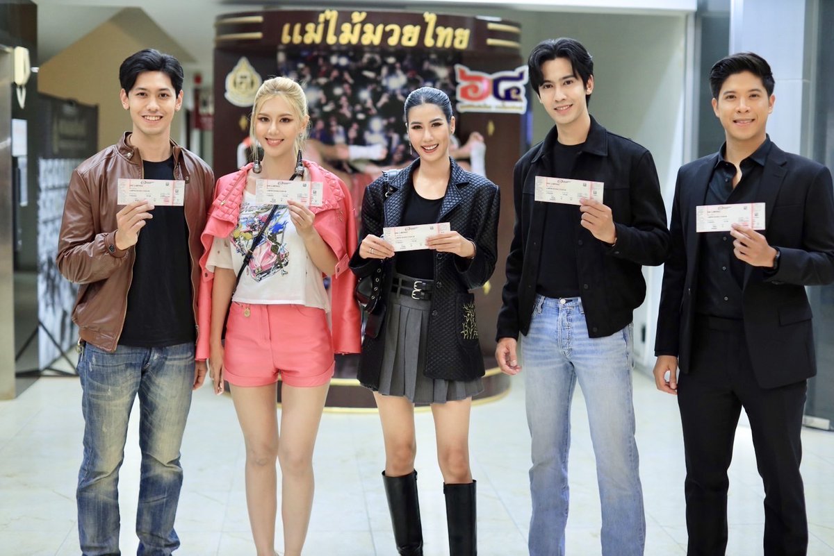 Ch7HD on Twitter: "📸 เสิร์ฟภาพบรรยากาศของเหล่านักแสดง 7HD ก่อนเริ่มงาน พร้อมเต็มที่เชียร์ศึก ONE ...