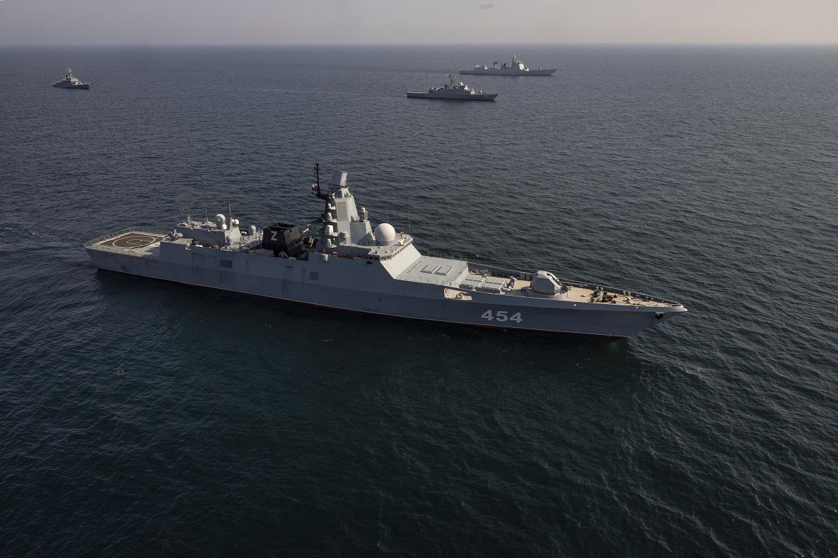 Iran Defense|نیروهای مسلح جمهوری اسلامی ایران on Twitter: "Iranian Moudge light frigate Sahand ...