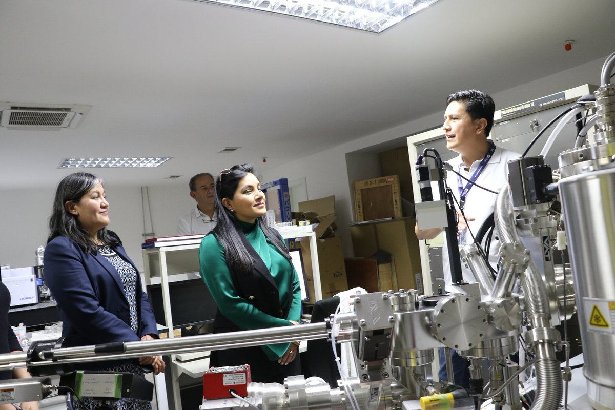 Universidad Yachay Tech on Twitter: "¡Generando acuerdos en pro de la energía renovable ...