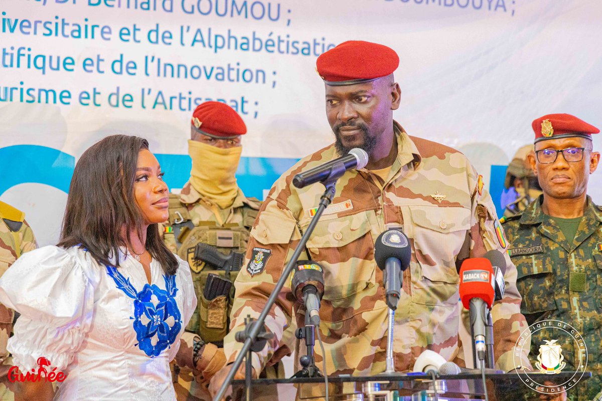 Présidence De La Guinée On Twitter Le Président De La Transition Le