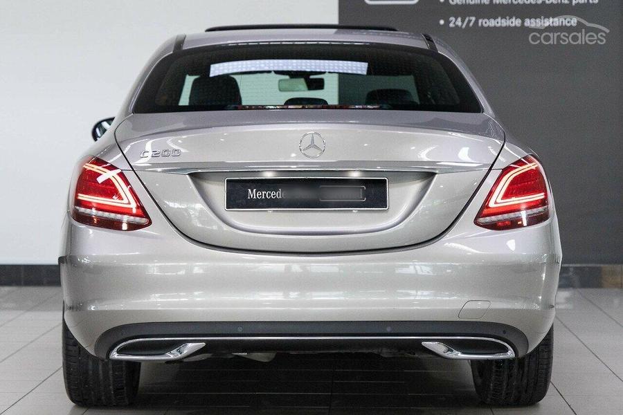 2021 Mercedes-Benz C200 • 2000cc I4 Turbopetrol — M264 • 201bhp/300Nm • 9-Speed AT • RWD • 9 ...