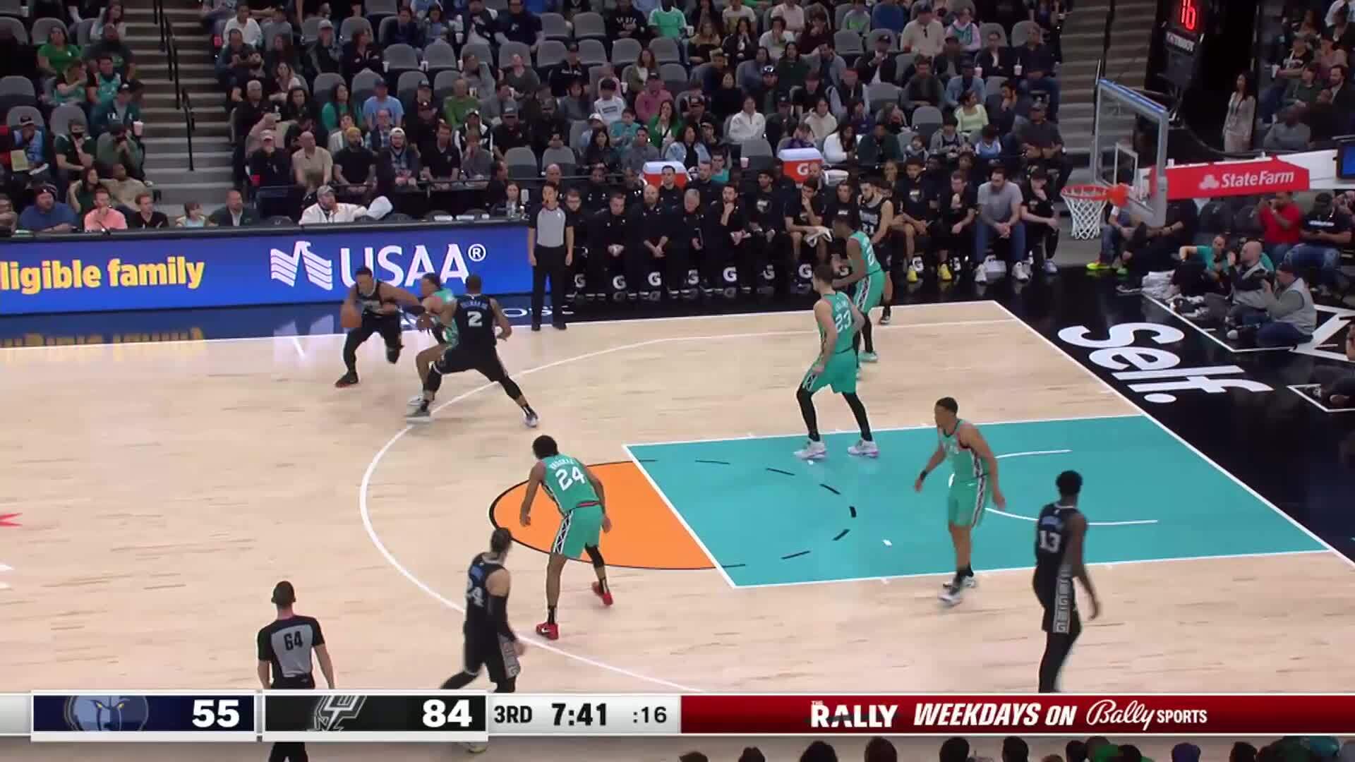 Bleacher Report on Twitter: "Grizzlies erase 29-PT deficit and beat the ...