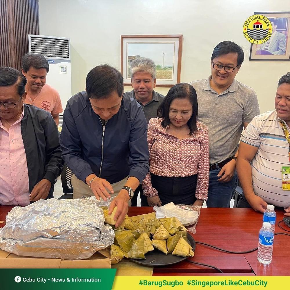 CDN Digital on Twitter: "CEBU LECHON REMAINS SAFE LOOK: Mayor Mike Rama shared lechon for lunch ...
