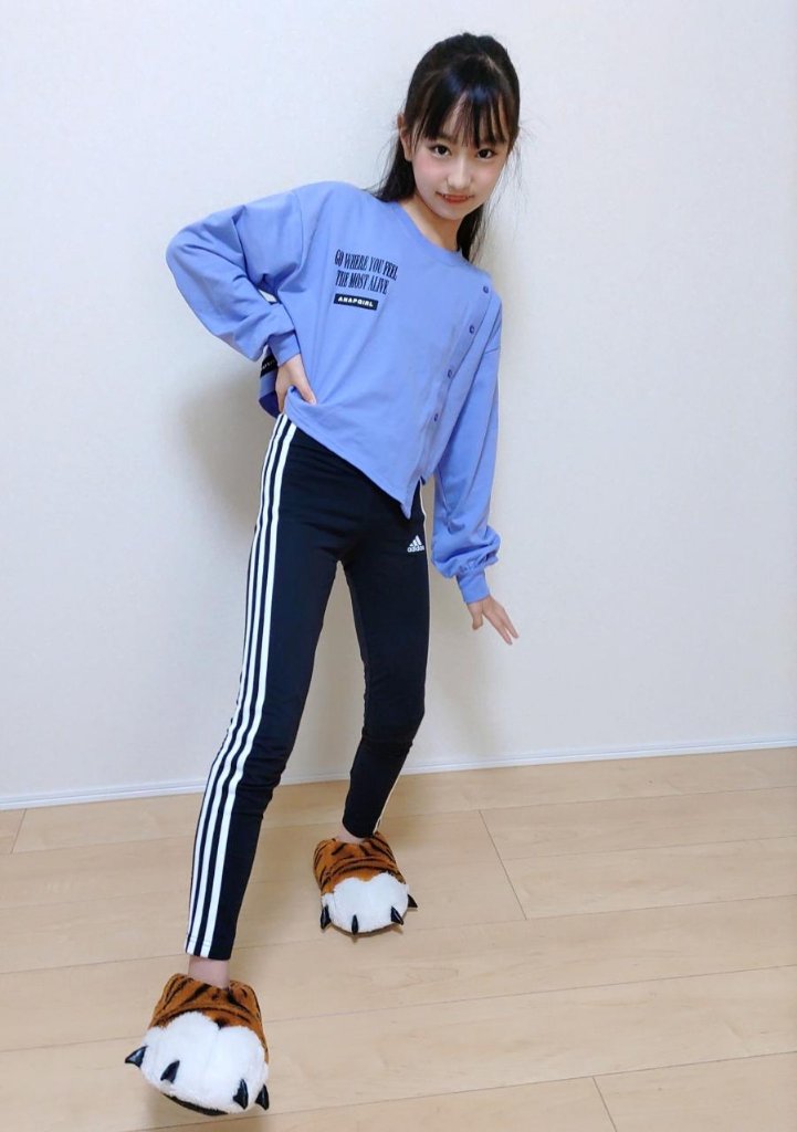 おぎゃぁったー🤣 早く人間になりたーい!🤯 On Twitter Rt Dpryoka こんにちはりーり☺🎶 今日は雨がパラパラしとしとザーザーだったね☔ ↓↓↓∇