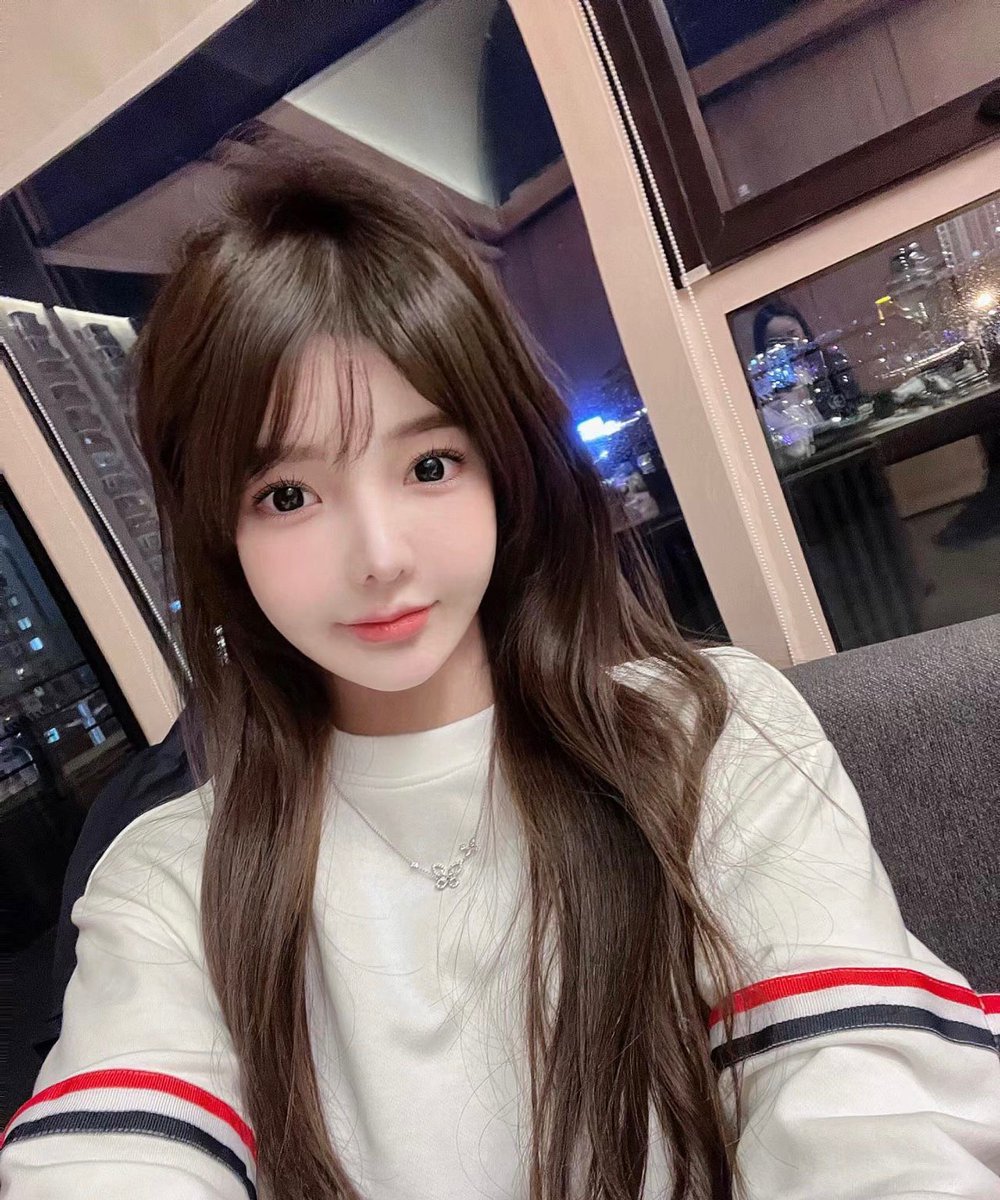 梁幼幼🦄️ 約會活動一律免費 ️ Fansone 訂閱三個月優惠999元🔥 on Twitter: "RT @wenwansrdz: 杭州 170cm D+ 冷白皮，一字马， 🍑臀，马甲线 ...