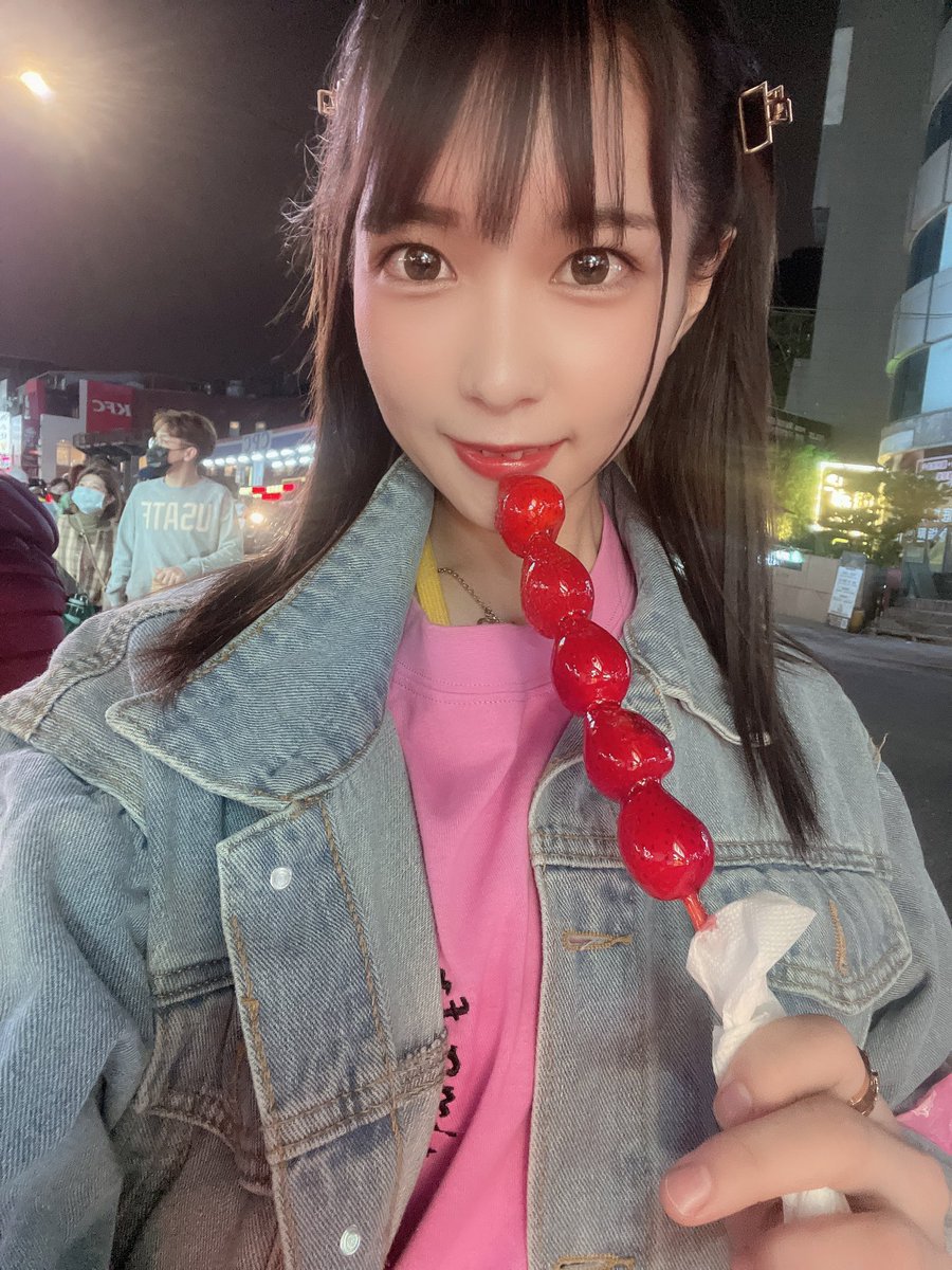 T8 on Twitter: "RT @marui_moeka: おはよ🍓"