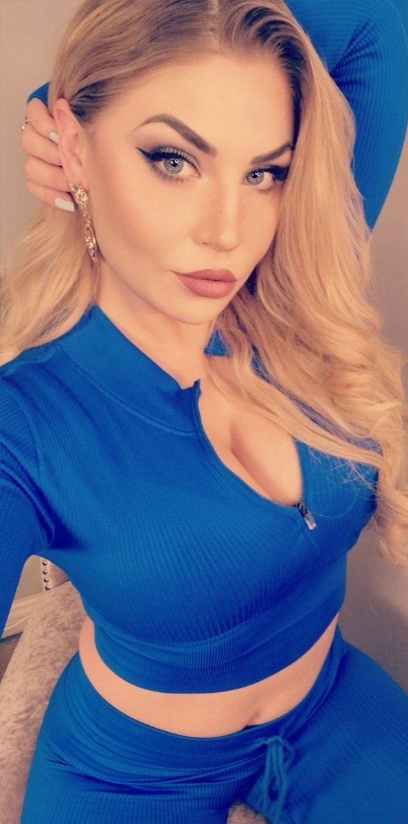 Domme Daily on Twitter: "RT @FemdomDaily: You think that by tributing to Goddess @Blonde_kitty_x ...