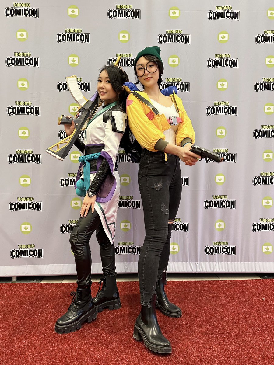 Lena Lemon on Twitter: "Comic con day 2! Thanks @MissChievous_S2 for being my kj hehe"