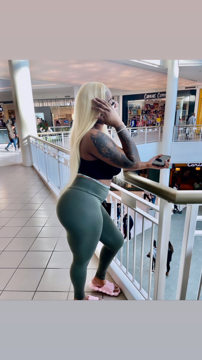 Big Becky on Twitter: "That girl🧚‍♂️💋"