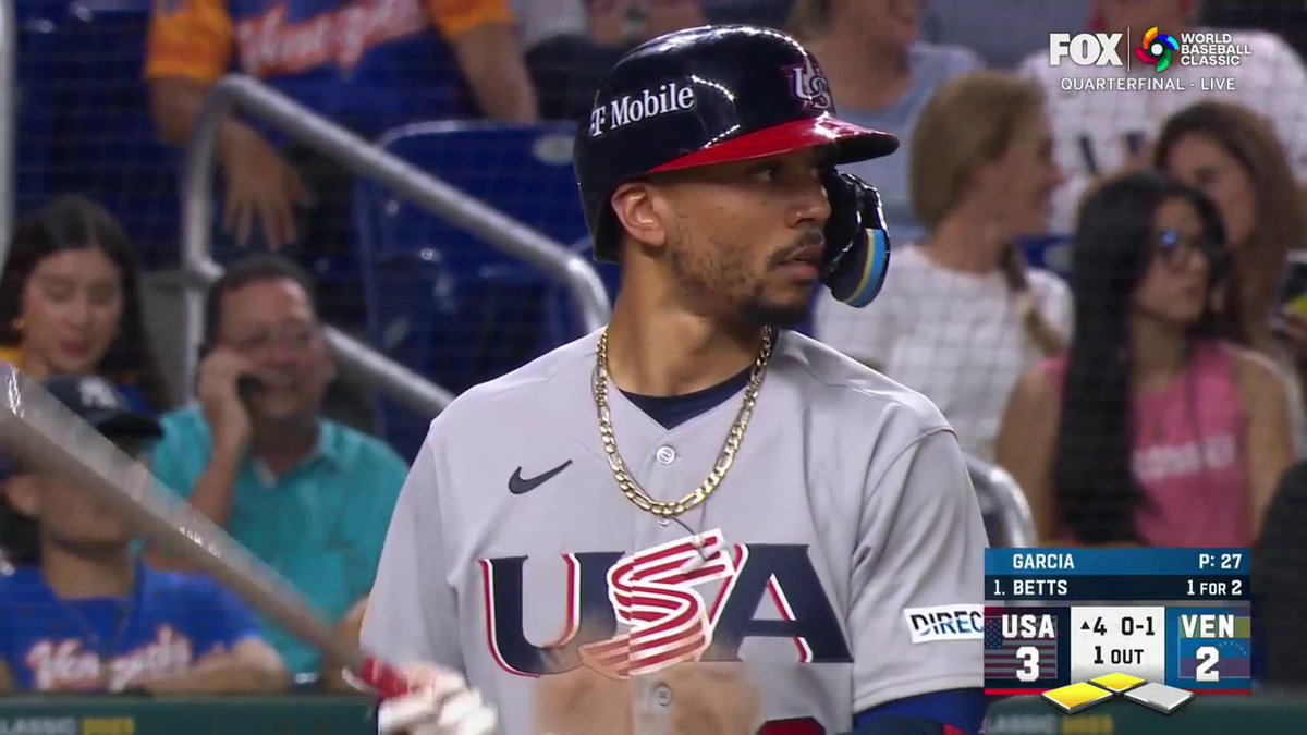 FOX Sports: MLB on Twitter: "What a play by Andrés Giménez to safe a run! 📺: WBC on FOX"