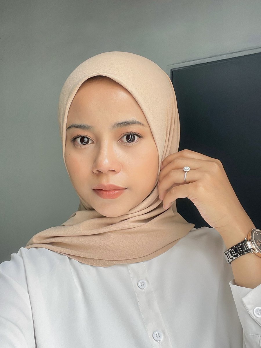 jijieazrin misriscarves queen on Twitter: jijieazrin misriscarves queen on Twitter: