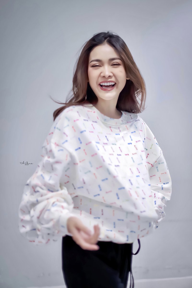 Mymay_109 (SONE 소녀시대) on Twitter: "RT @AJane_APW: อิงฟ้า: มากันไหวด้วยหรอ? ไม่ไหวก็ต้องไหวเมื่อ ...