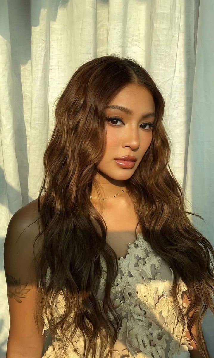 Manage Fun On Twitter Rt Nadinehourly The Nadine Lustre
