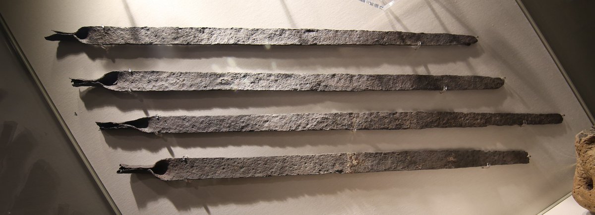 ‘Money’ in Sparta The Spartan philosophy was: "If it is not essential ...