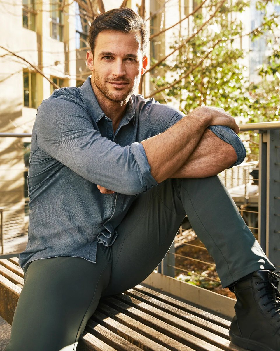 Hot Dudes Good Mood 🇺🇦 on Twitter: "RT @AlcibiadeEroe: Lance Parker 💘 @ItsToddW @stevetleonard ...