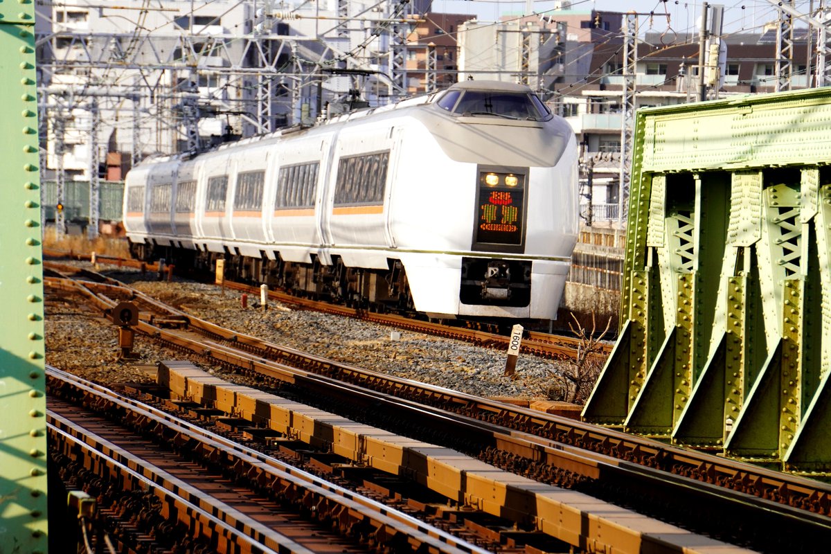 ヂーゼル機関車《masashi》 on Twitter: "おはようございます(:D)┓ 3月18日ダイヤ改正で、7両の651系特急草津が、5両のE257系特急草津・四万に置き換わりました ...