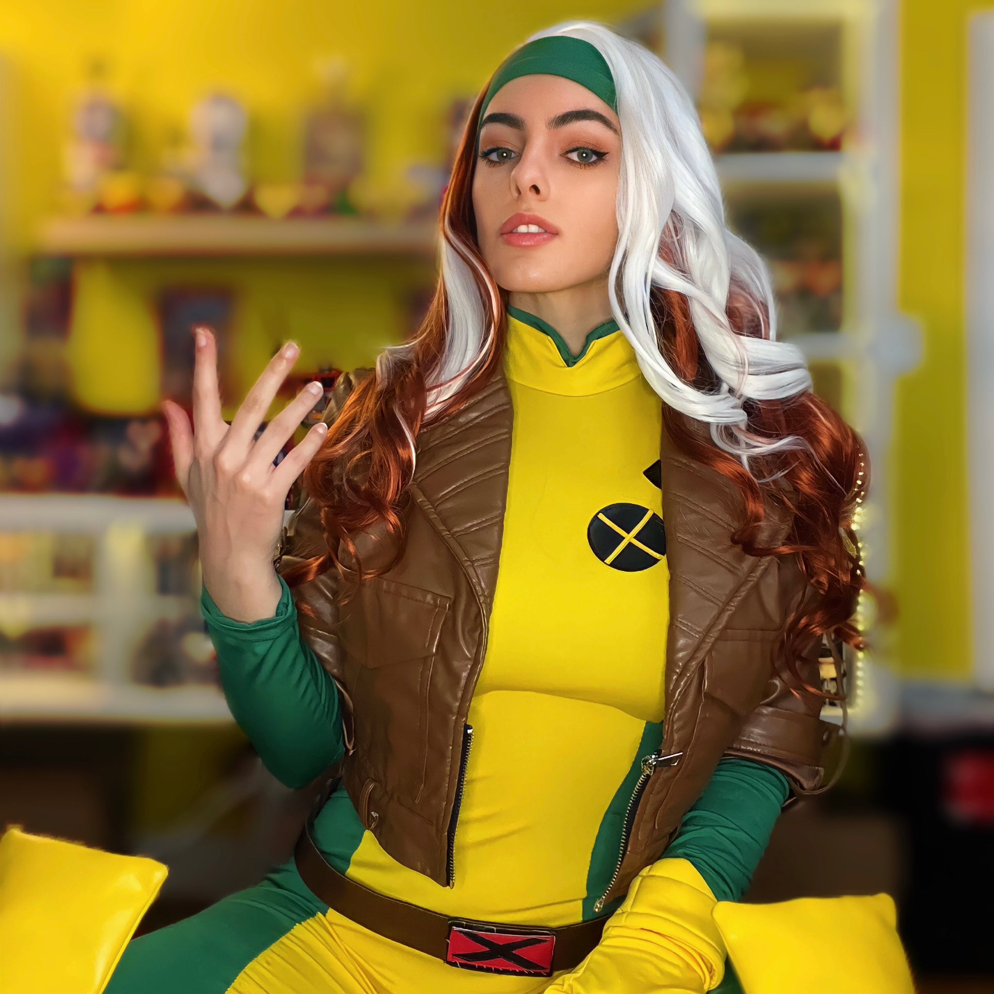 Rogue X Men Cosplay Rogue's New All Black Costume Transforms Her From
