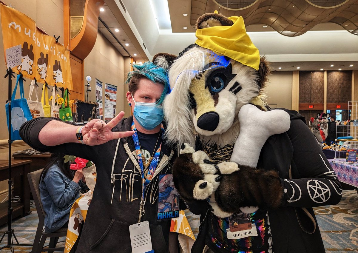 Zain Akkla 🍎 On Twitter 💙🦊📸‼️ Managed To Join In On A Photo With The