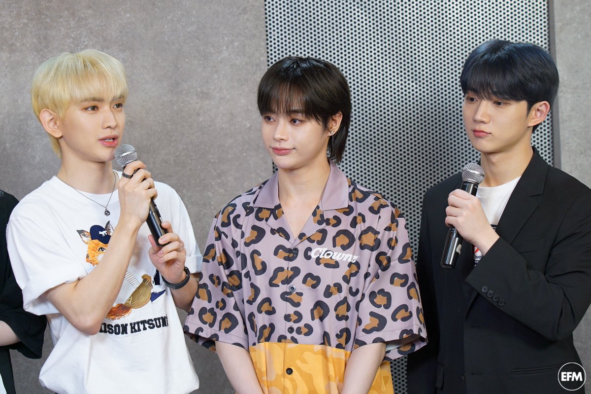 TEMPEST on Twitter: "RT @EFM_STATION: แฉข่าวเช้า ต้อนรับ 7 หนุ่ม TEMPEST พายุลูกใหม่ของบอยแบนด์ ...